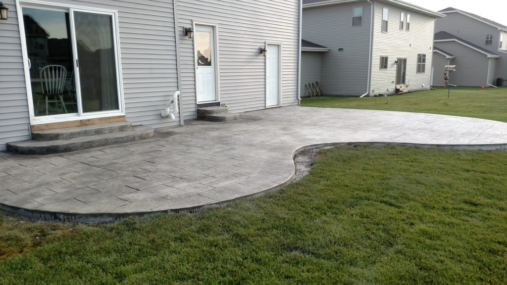 Embracing Natural Beauty: Colorado Flagstone Stamped Concrete Patio ...